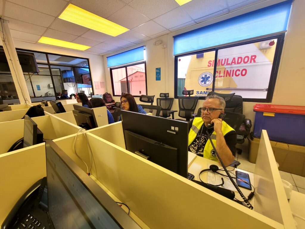 Nuevos médicos reguladores ayudan a responder emergencias en el SAMU ...